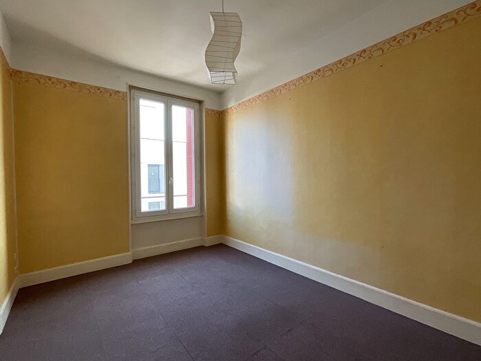 Appartement à vendre - Clermont-Ferrand, Herbet, Brezet, Saint-Jean - 5 pièces - 2 chambres