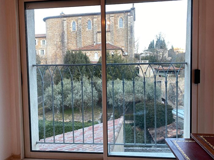 Appartement à louer - Les Vans - 4 pièces - 3 chambres