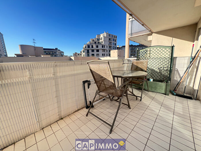 Appartement à vendre - Toulon - 4 pièces - 2 chambres