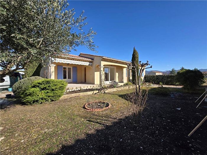 Maison à louer - Valréas - 4 pièces - 3 chambres