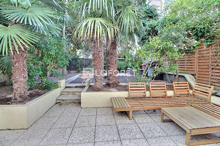 Appartement à vendre - Suresnes, Plateau Ouest - 2 pièces - 1 chambre