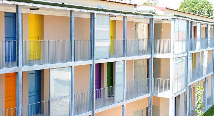 Appartement à louer - Grande Reyssouze-Grand Challes, Bourg-en-Bresse - 1 pièce