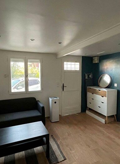 Val Notre Dame-Ambroise Thomas, Argenteuil : Appartement 1 pièce à louer