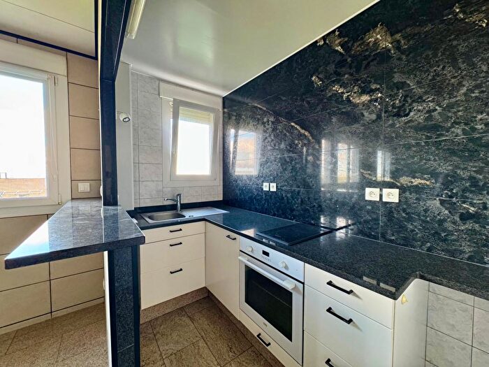 Champigny-sur-Marne, Le Plateau : Appartement 2 pièces à vendre