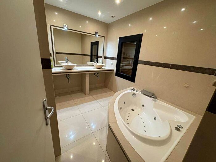 Appartement à louer - Coubron - 2 pièces - 1 chambre