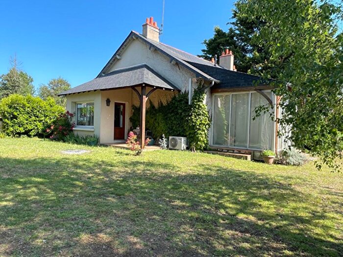 Bagneux, Saint-Hilaire - Maison 6 pièces à vendre