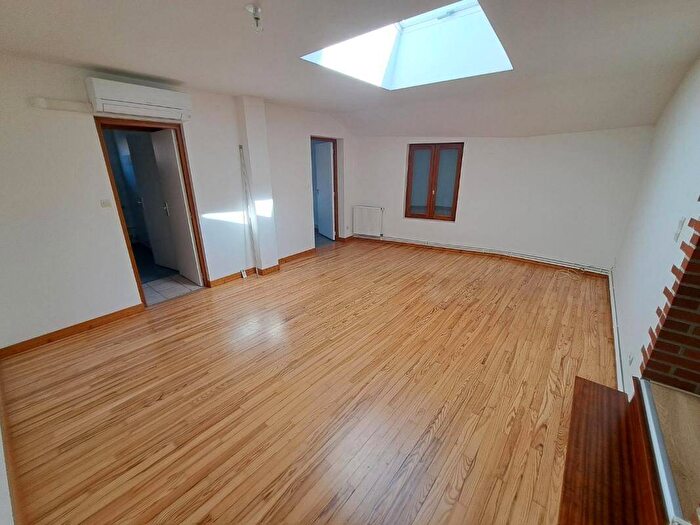 Appartement 3 pièces à louer - Centre Sud Ouest, Saint-Symphorien-dOzon