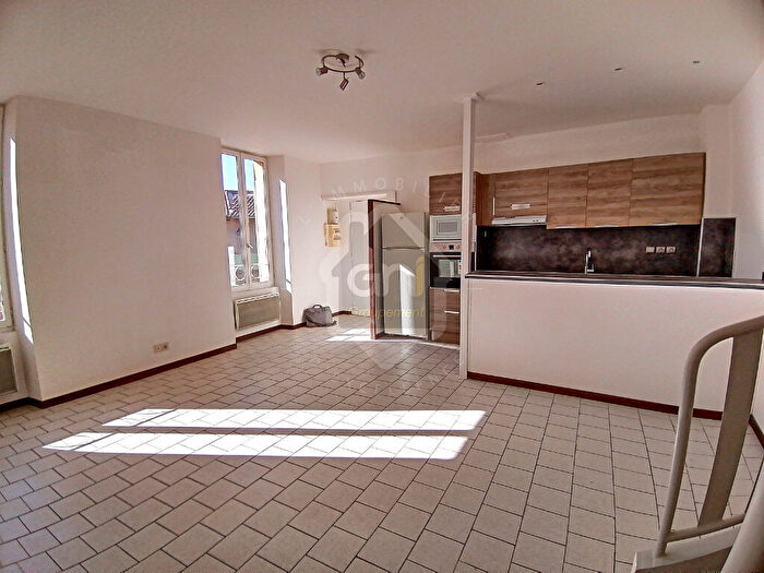 Appartement à louer - Jonquières - 3 pièces - 2 chambres