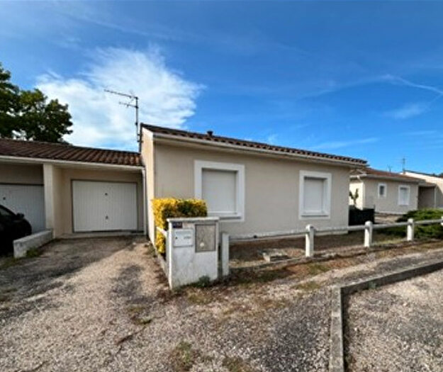 Saint-Savin : Maison 3 pièces à vendre