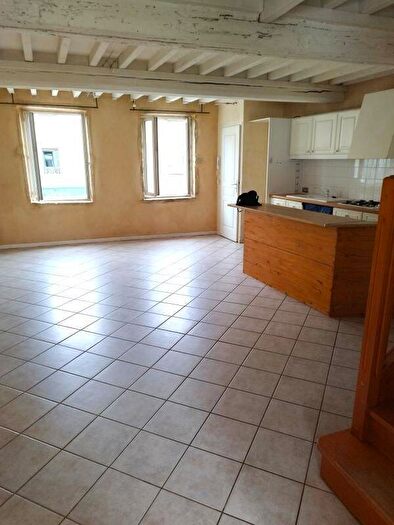 Appartement 4 pièces à centre Ville-La Chartonnière-La Barre, Villefranche-sur-Saône, à louer