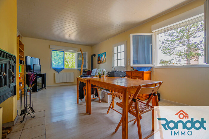 Maison à vendre - Selongey - 4 pièces - 3 chambres