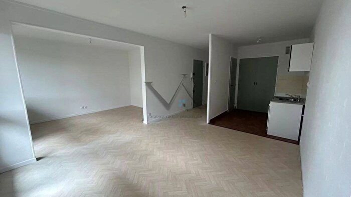 Appartement à louer - Catalins-Gondole, Montélimar - 2 pièces - 1 chambre