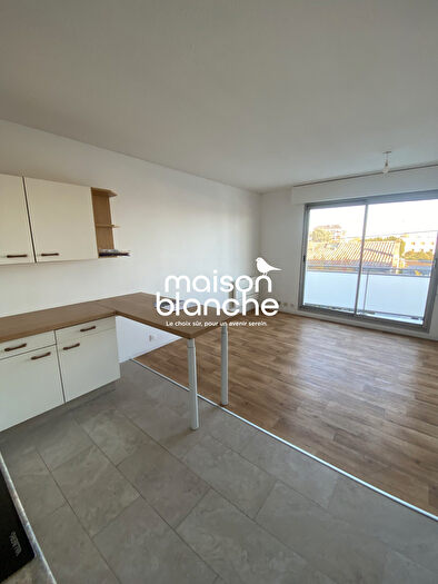 Appartement à louer - Bordeaux, Monrabeau - 2 pièces - 1 chambre