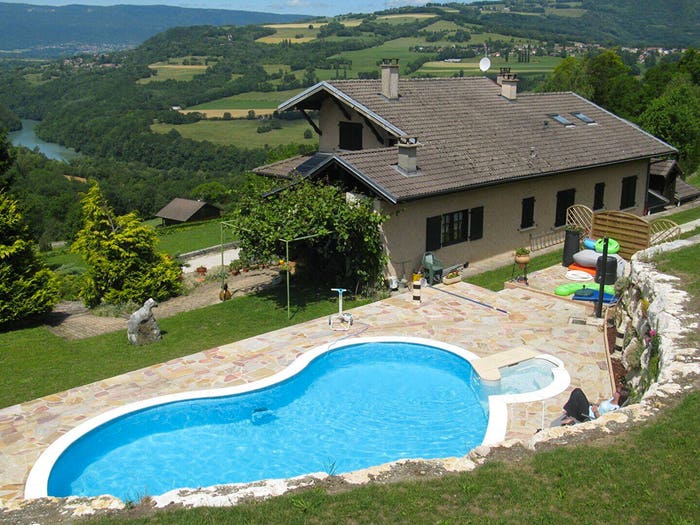 Maison 7 pièces à Clarafond-Arcine, à louer