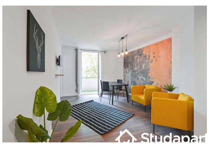 Appartement à louer - Belle de Mai, Marseille ème arrondissement - 1 pièce - 4 chambres