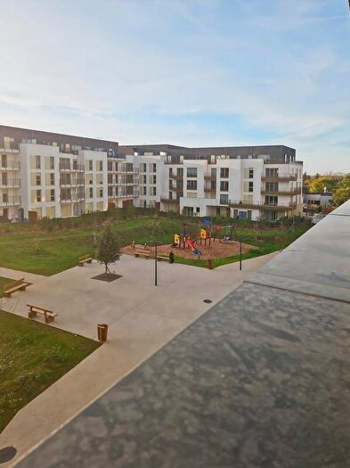 La Boissiere, Plaisir : Appartement 2 pièces à louer