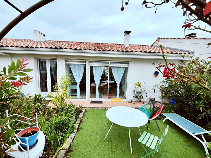Maison 4 pièces à vendre à Saint-Médard-en-Jalles, Centre-ville