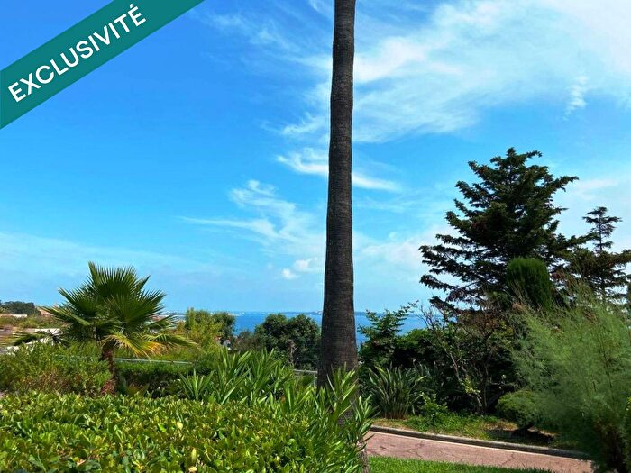 Appartement 2 pièces à Cannes, Croix des Gardes, à vendre