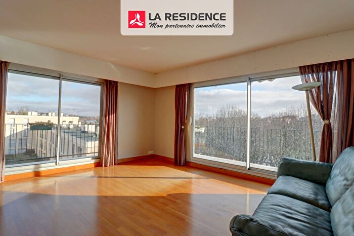 Appartement à vendre - Chatou, Est - 4 pièces - 2 chambres