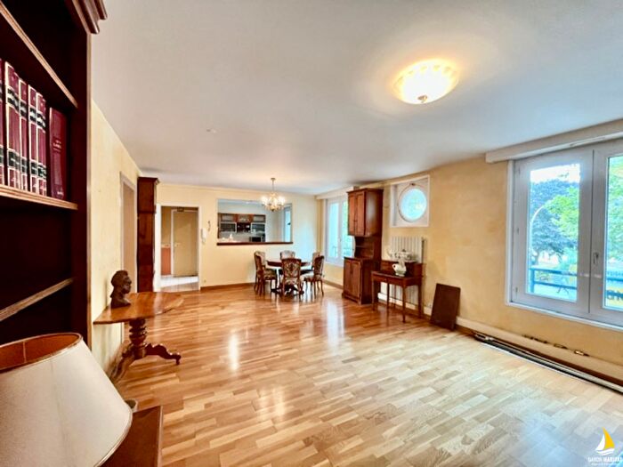 Appartement 4 pièces à Lorient, Centre-ville, à vendre