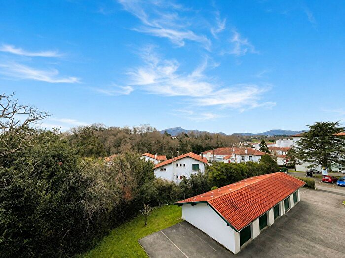 Saint-Jean-de-Luz : Appartement 4 pièces à louer