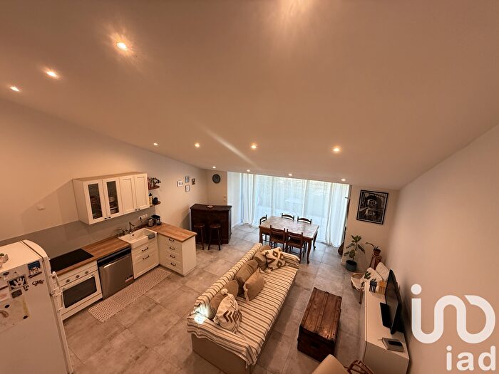 Maison à vendre - Savigny-le-Temple, Plessis-le-Roi - 5 pièces - 4 chambres