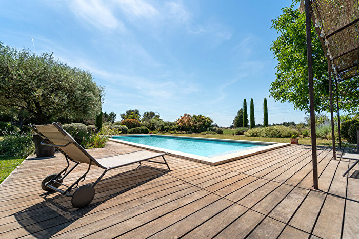 Maison 8 pièces à vendre à Noves