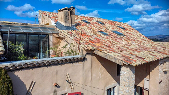 Maison à vendre - Revest-du-Bion - 6 pièces - 4 chambres