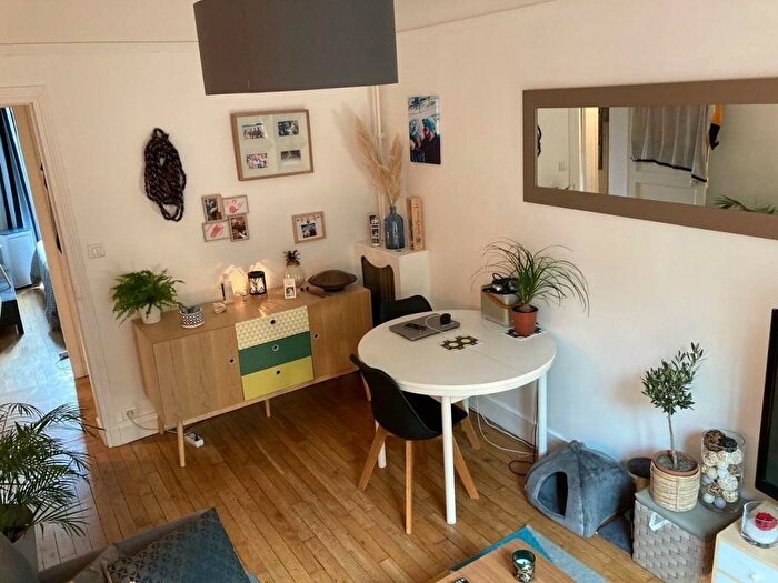 Appartement à vendre - Clichy, République, Victor Hugo - 2 pièces - 1 chambre