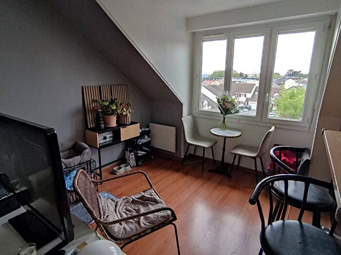 Bois de Neuilly, Neuilly-Plaisance : Appartement 1 pièce à louer