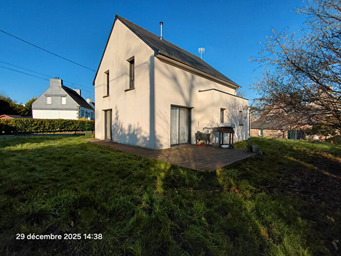 Maison à vendre - Guingamp - 4 pièces - 3 chambres