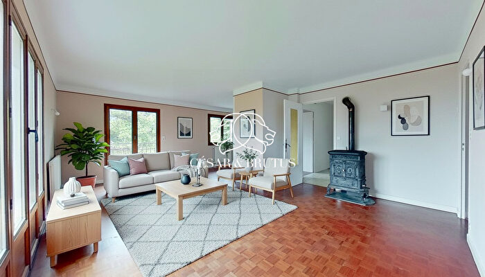 Maison 7 pièces à vendre à Couzon-au-Mont-dOr