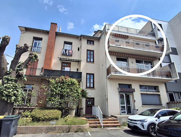 Firminy, Centre-ville : Appartement 3 pièces à vendre