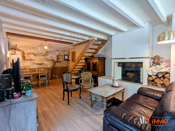 Maison 4 pièces à Précieux, à vendre