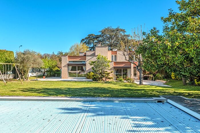 Maison 8 pièces à Caluire-et-Cuire, Le Vernay, à vendre