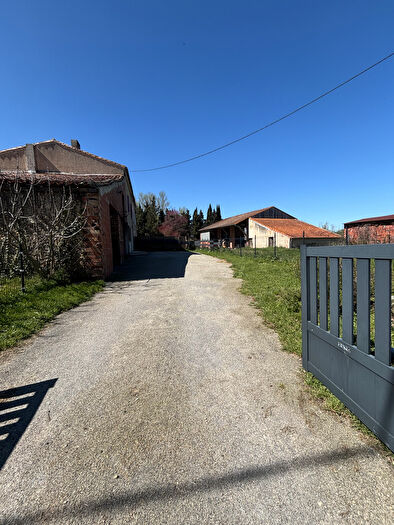 Castelnaudary, Centre-ville, Gare, La Baffe : Maison 5 pièces à louer