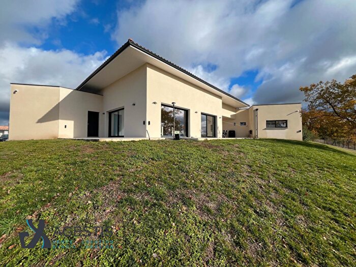 Maison à vendre - Castres, Quartier Périphérique Nord et Est - 7 pièces - 4 chambres