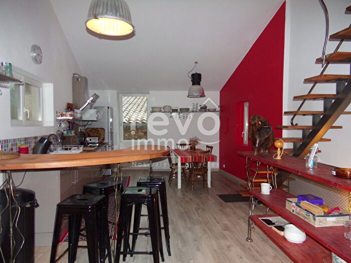 Maison à vendre - Lodève - 5 pièces - 3 chambres