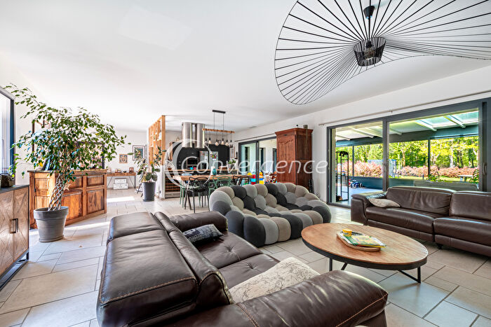 Compreignac - Maison 9 pièces à vendre