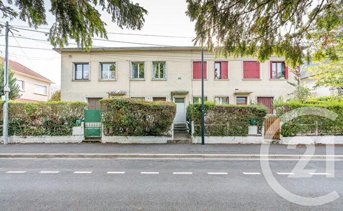 Champigny-sur-Marne, Coeuilly Village Parisien : Appartement 3 pièces à vendre