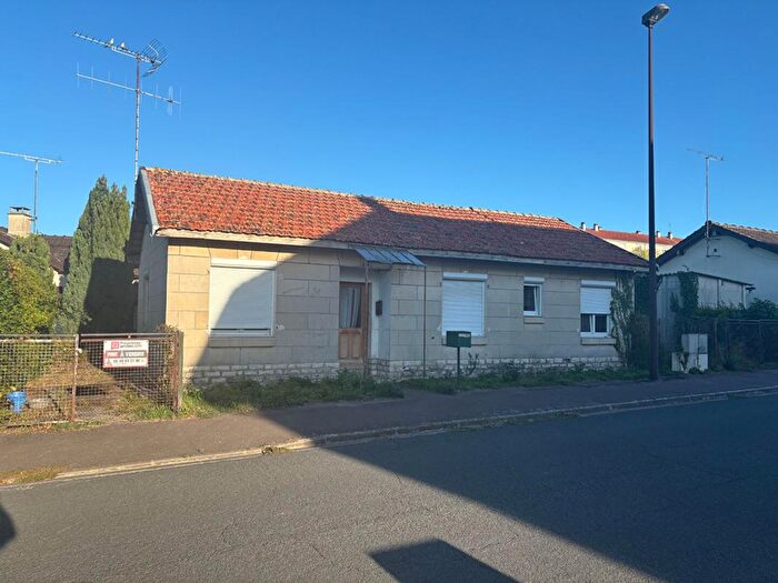 Arcis-sur-Aube : Maison 4 pièces à vendre