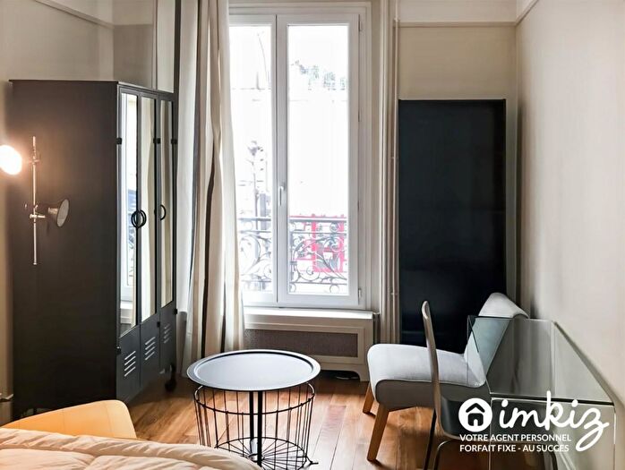 Paris 18ème, La Chapelle, Marx Dormoy : Appartement 3 pièces à vendre