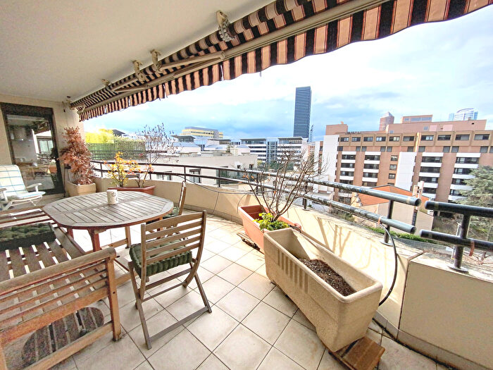 Appartement à vendre - Lyon e , Villette, Paul Bert - 5 pièces - 3 chambres