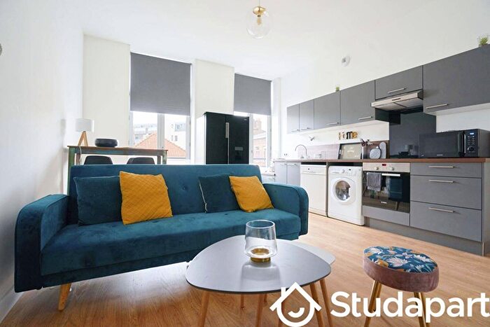 Centre, Lille : Appartement 1 pièce à louer