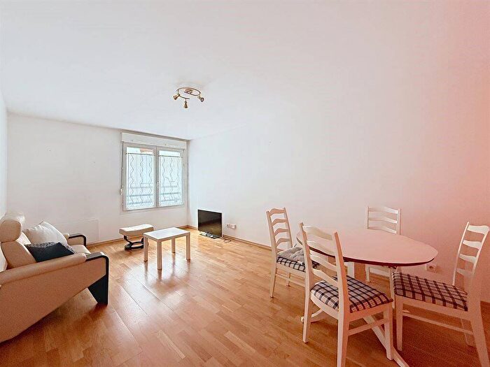 Centre Ville, Reims : Appartement 2 pièces à louer