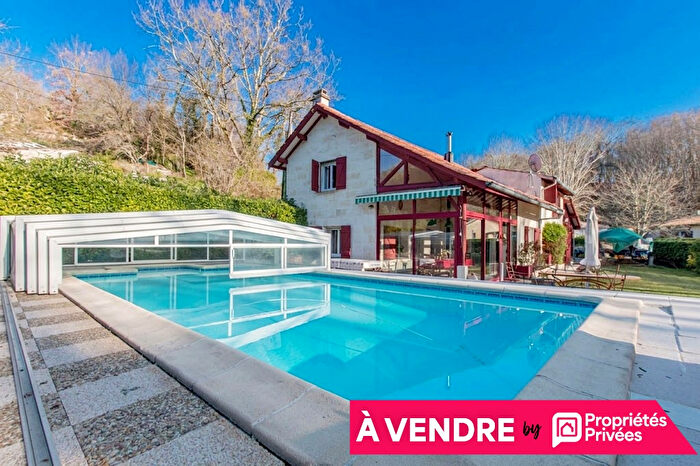 Maison 7 pièces à Cambes, à vendre