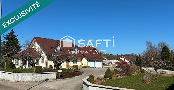 Maison à vendre - Pupillin - 7 pièces - 4 chambres