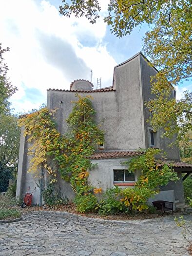 Maison à vendre - Saint-Hippolyte-du-Fort - 5 pièces - 4 chambres