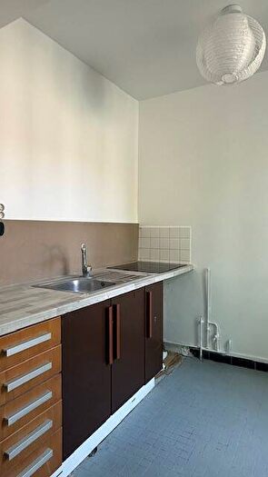 Bois Matar, Villeneuve-Saint-Georges : Appartement 2 pièces à louer