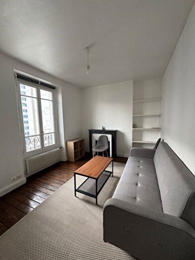 Appartement à louer - Amiraux-Simplon-Poissonniers, Paris ème arrondissement - 2 pièces - 1 chambre